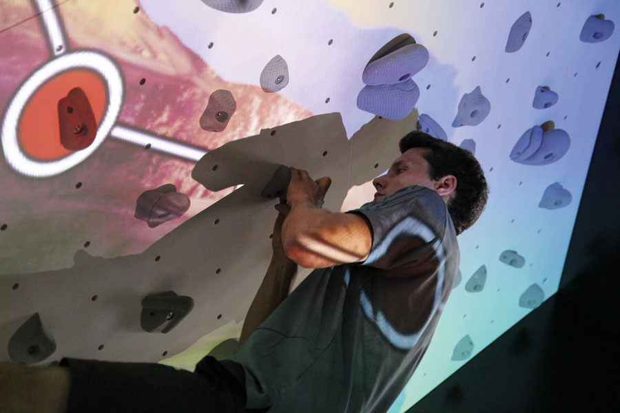 Erlebe Klettern in einer neuen Dimension - Schwerin Live